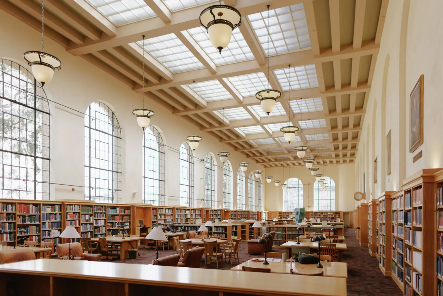 Leland Stanford Junior University（A private, comprehensive research ...