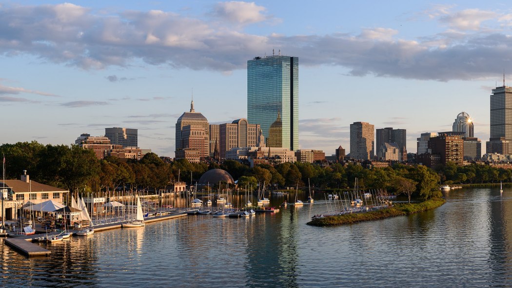 Boston（La capital y ciudad más grande del estado de Massachusetts ...