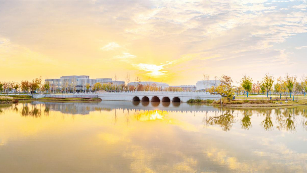 Hohai University（a public university located in Nanjing, Jiangsu ...