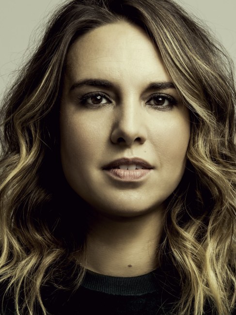Ingrid Oliver_Baiduwiki