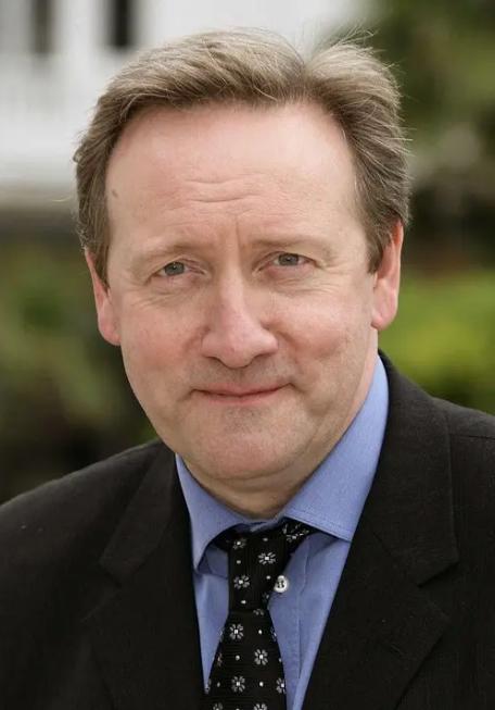 Neil Dudgeon_Baiduwiki