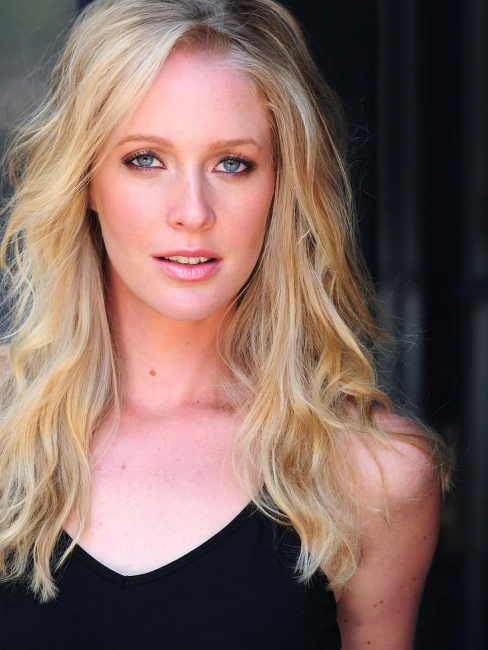 Emily Fonda_Baiduwiki