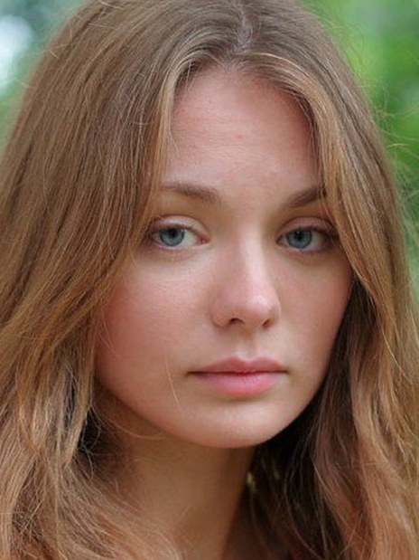 Karina Razumovskaya_Baiduwiki