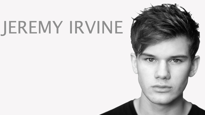 Jeremy Irvine（Actor británico, afortunado de Hollywood）_Baidu Enciclopedia