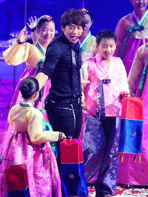 Rain（Chanteur de pop coréen, acteur, chorégraphe et producteur de ...