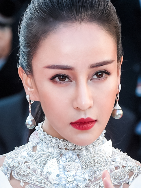 MIYA（Mainland Chinese actress and China-India Yoga Ambassador）_Baiduwiki