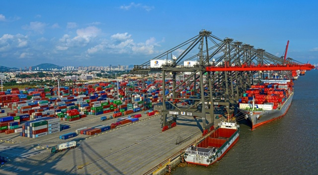 Xiamen Port（A port in Xiamen City and Zhangzhou City, Fujian Province ...
