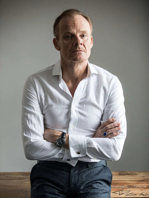 Alistair Petrie_Baiduwiki
