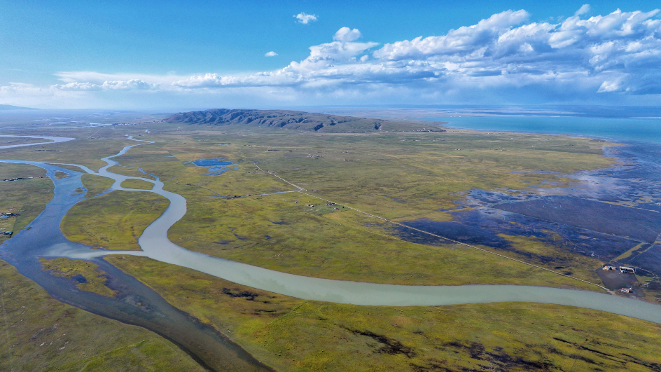 Qinghai Lake（The largest inland saltwater lake in China）_Baiduwiki