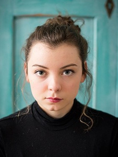 Amber Bongard_Baiduwiki