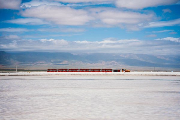 Caka Salt Lake（a salt lake in Chaka Town, Ulan County, Haixi Mongol and ...