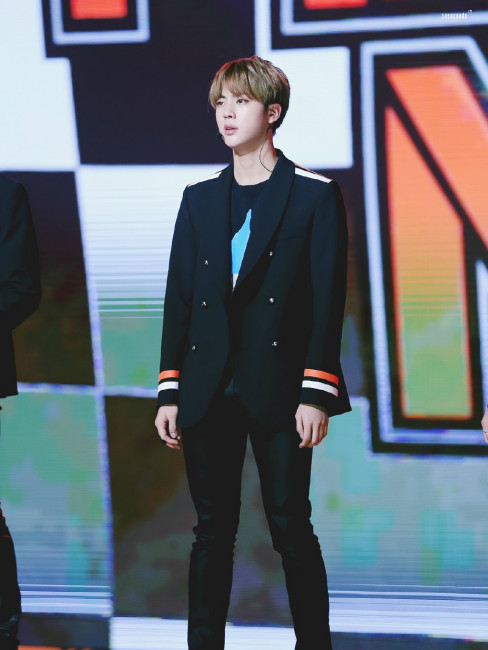 Jin（Chanteur sud-coréen, membre du groupe BTS.）_Baidu Encyclopédie