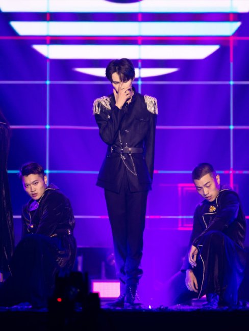UNINE（Mainland Chinese pop music boy band）_Baiduwiki