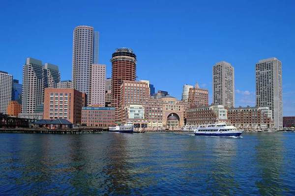 Boston（La capital y ciudad más grande del estado de Massachusetts ...
