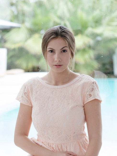 Connie Carter（An actress born in 1988 in the Czech Republic.）_Baiduwiki